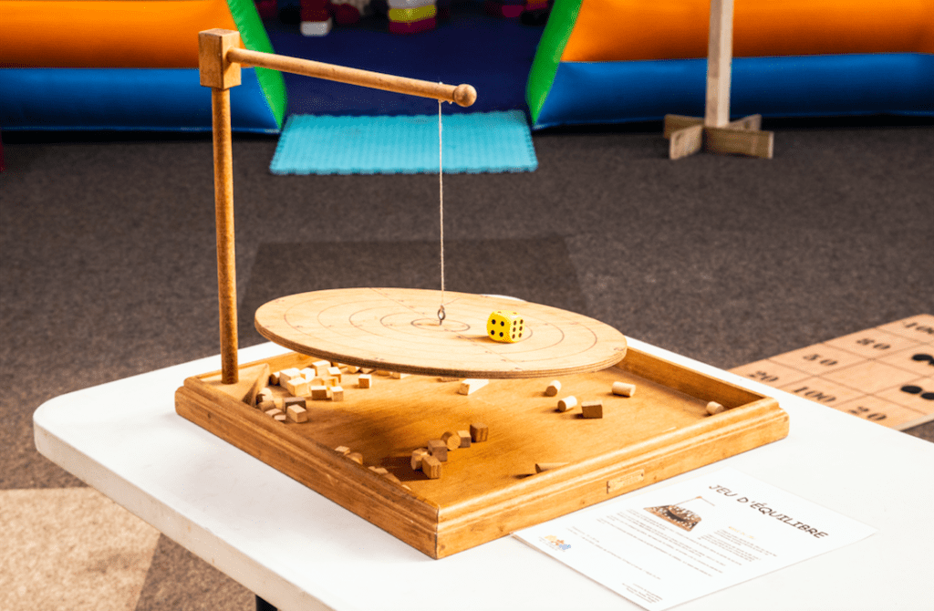 Location jeux en bois - Jouez à des jeux flamands ! - Gonflé à Bloc